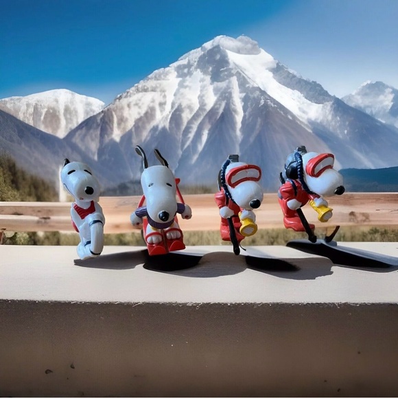 Peanuts | Toys | Peanuts Snoopy Pvc Figurines 25 958 66 Snow Skier ...